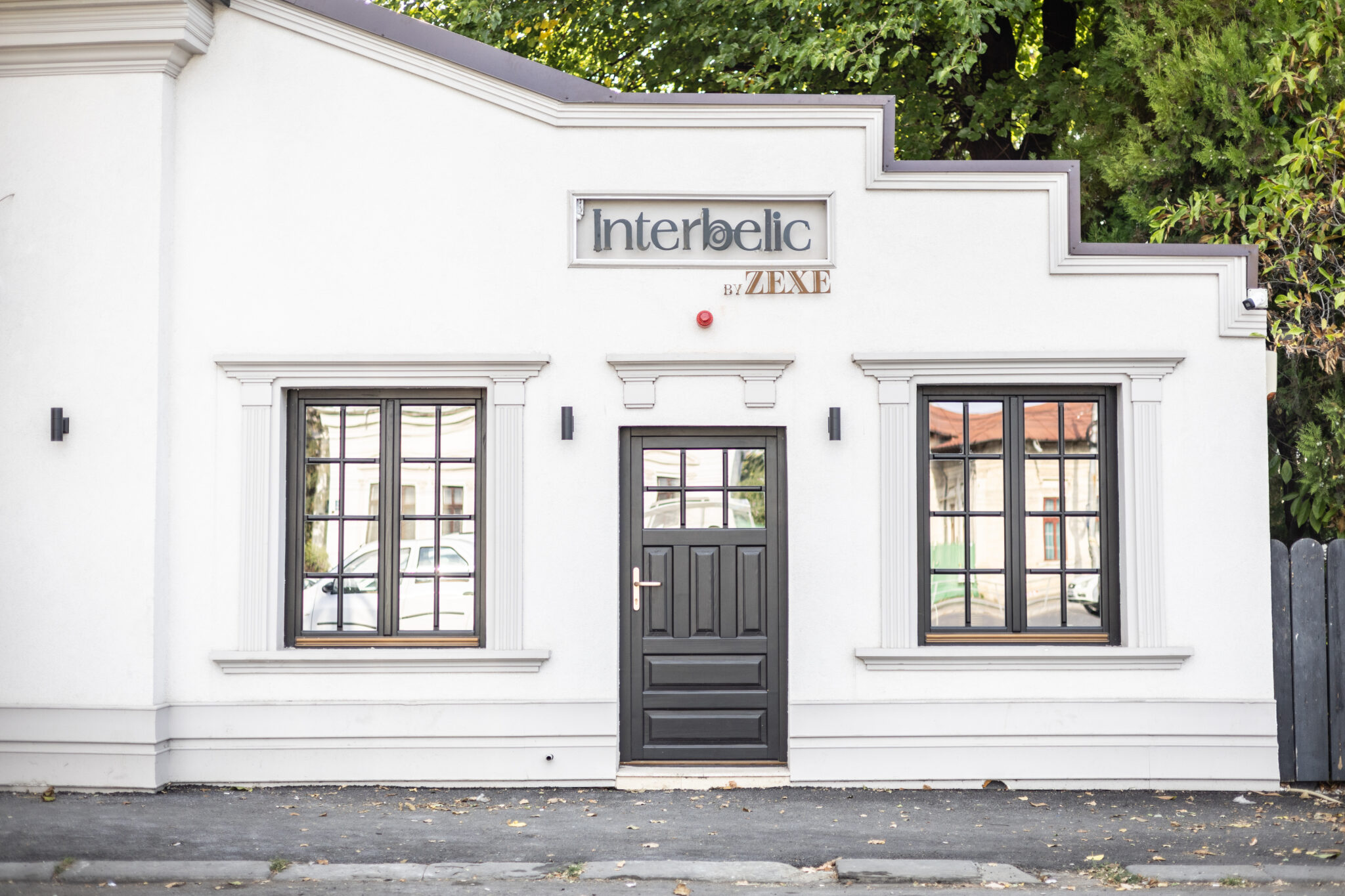 Zexe Interbelic – Restaurant Ploiești